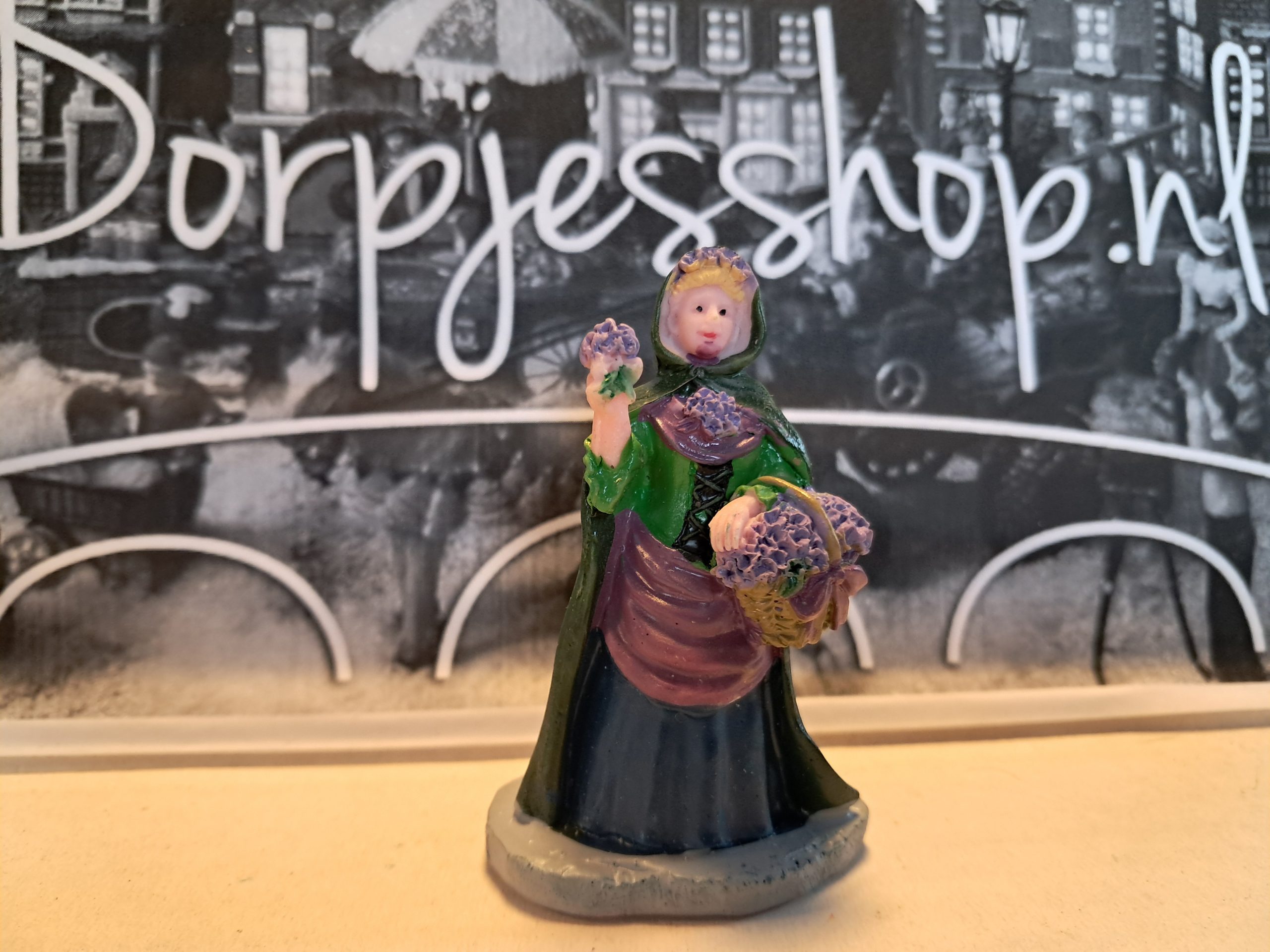 Violet vendor - Dorpjesshop